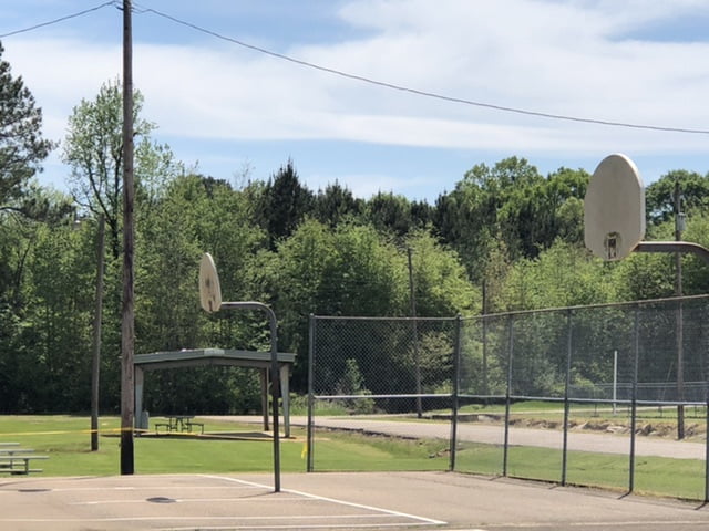Photos: Netless tennis courts and rimless basketball goals in Kosciusko ...